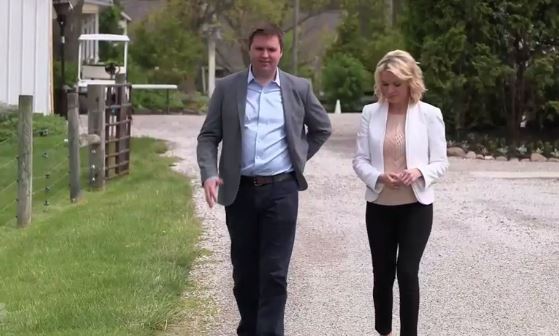 After Interview With Megyn Kelly, Book Hits No. 1 on Best Seller List